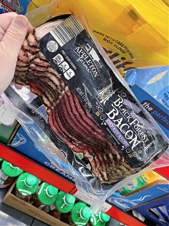 Gelato flights, poinsettias, cranberry dip: ALDI Finds week of 11/17/21