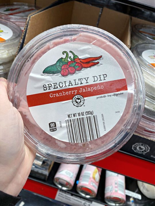 Gelato flights, poinsettias, cranberry dip: ALDI Finds week of 11/17/21
